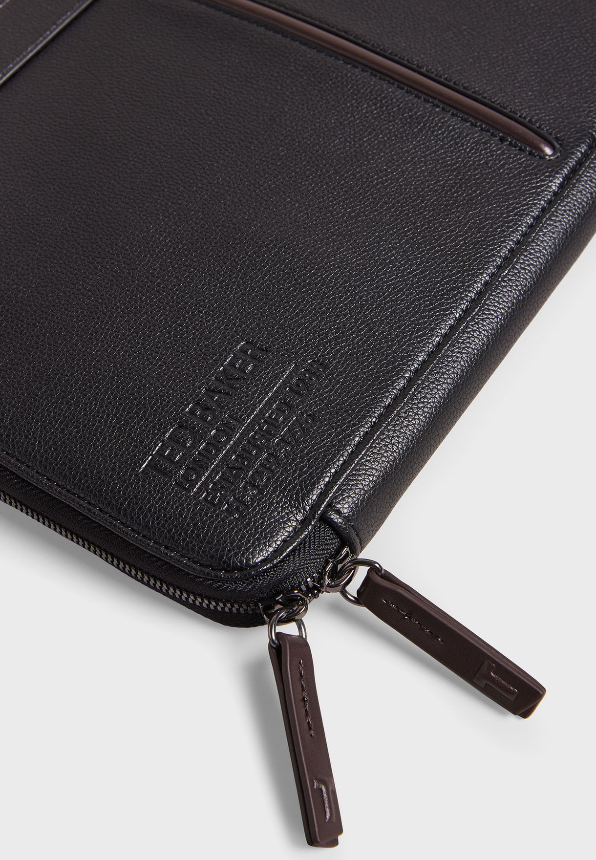 AzuraMart - Ted Baker Paty Laptop Case - Black - 269014 / 13 inch