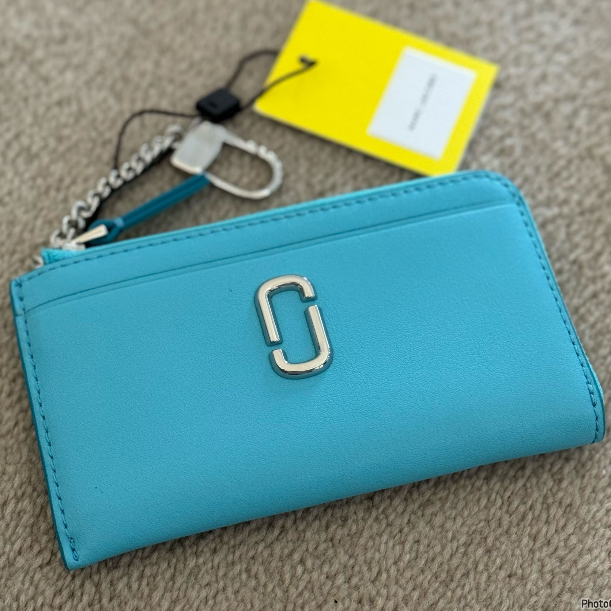 AzuraMart - Marc Jacobs The Top Zip Multi Wallet - Pool - 13 x 8 cm