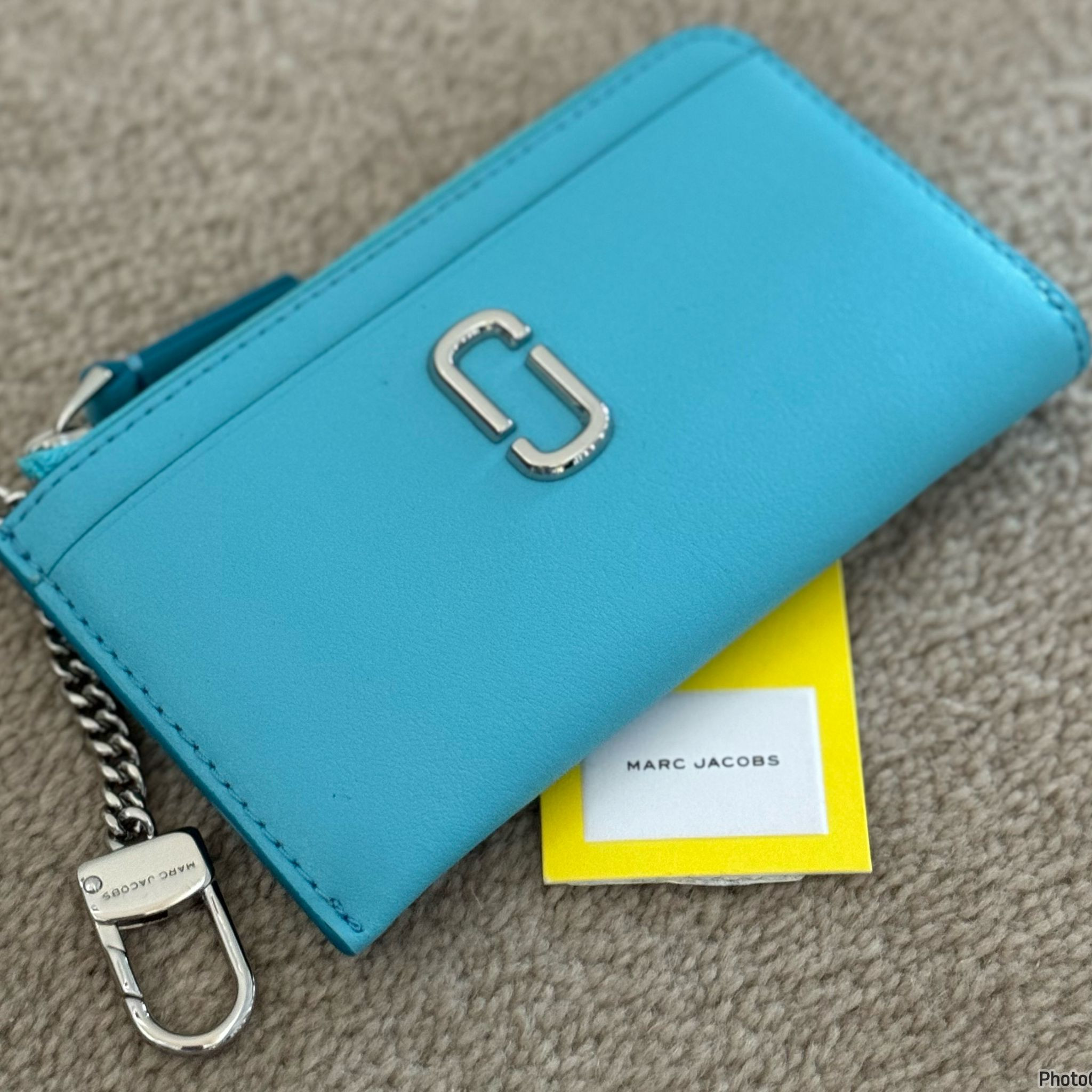 AzuraMart - Marc Jacobs The Top Zip Multi Wallet - Pool - 13 x 8 cm