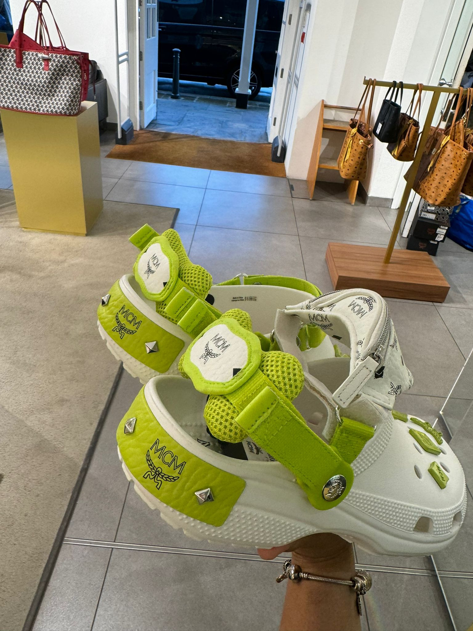 AzuraMart - MCM x Crocs - White - Eur 43.5