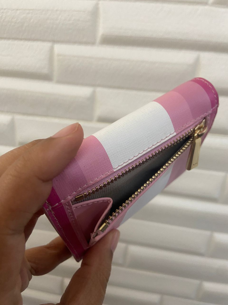 AzuraMart - FURLA CLASSIC TRI-FOLD PURSE - TONI ROSA CHIARO - SMALL