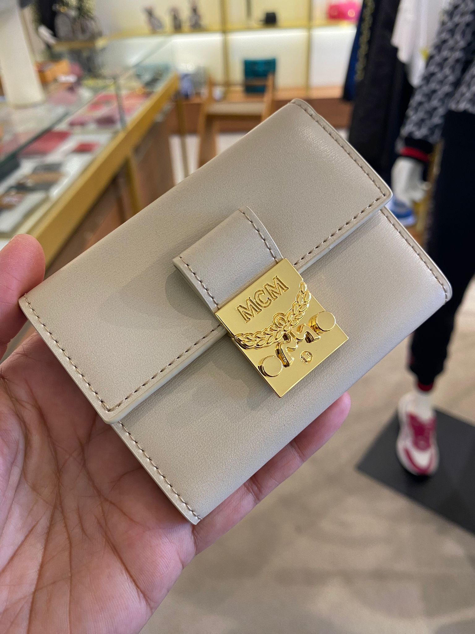 AzuraMart - MCM Tracy Leather Purse - Semolina - Small