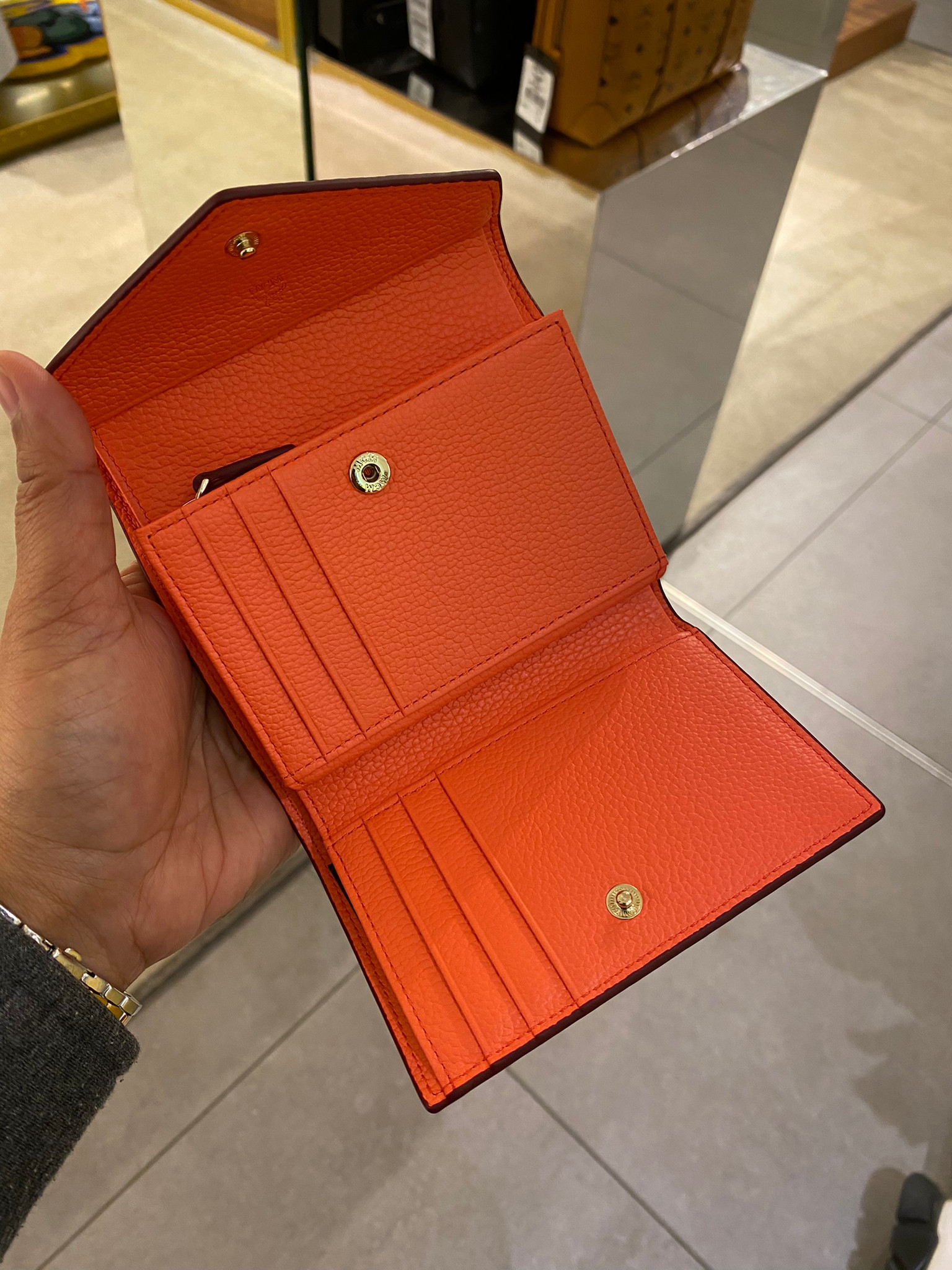 AzuraMart - MCM TRIFOLD PURSE - Multi - Small